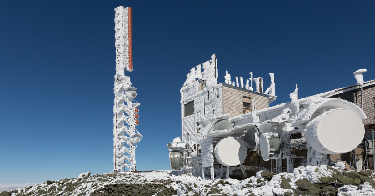 Achieving high-capacity free cooling in the extreme cold | Dantherm Group